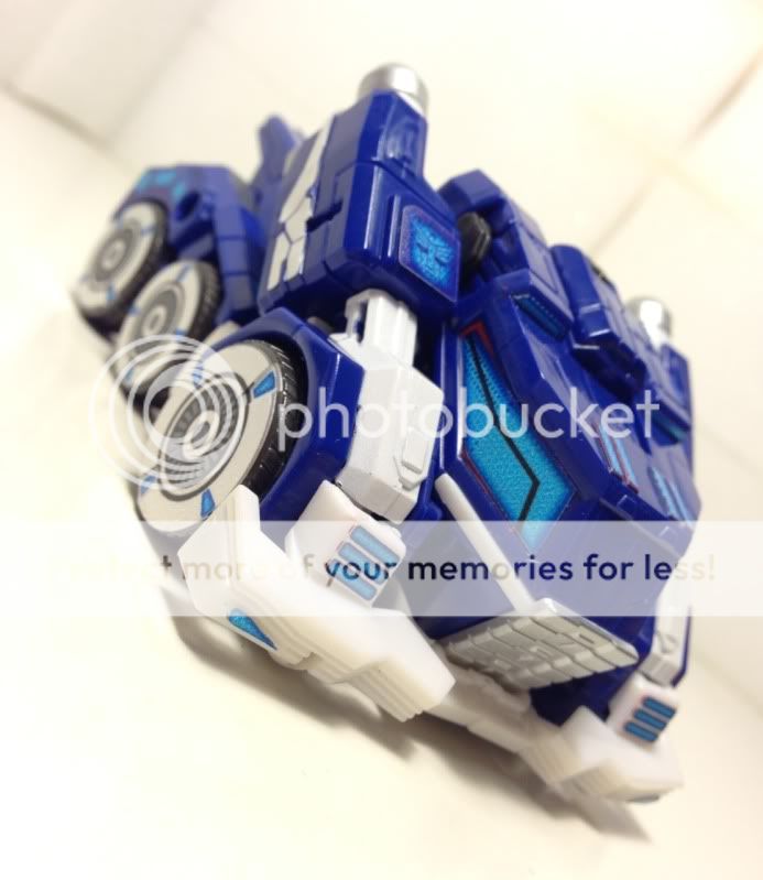 Generations FoC Deluxe Ultra Magnus Pictorial Review | Page 3 | TFW2005 ...
